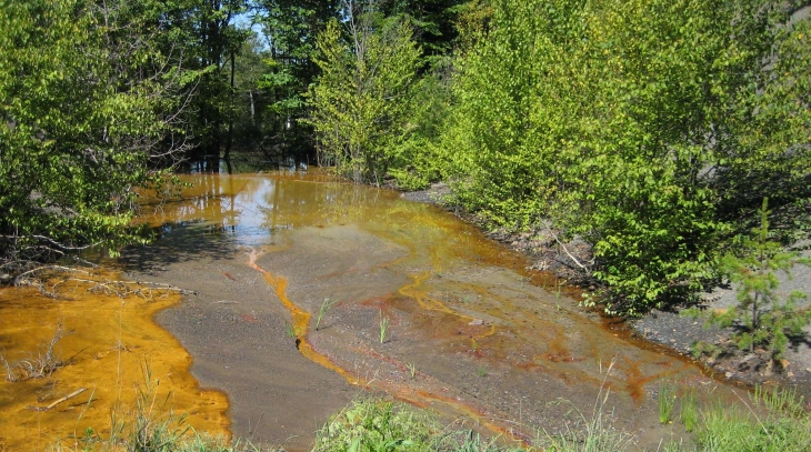 New acid mine drainage treatment turns waste into valuable critical ...