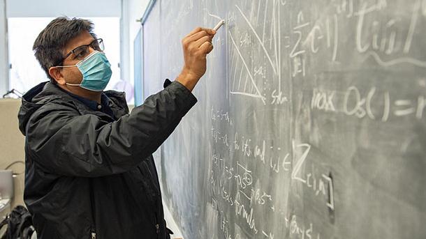 Engineering professor named senior member of the National Academy of ...