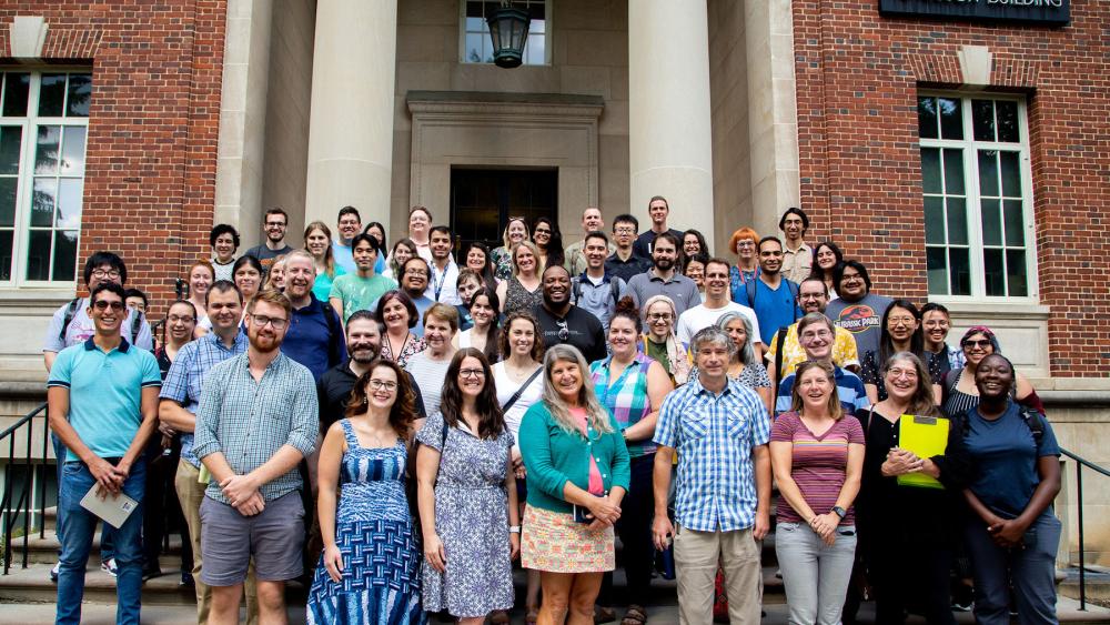 New dual-title graduate degree in microbiome sciences now available ...