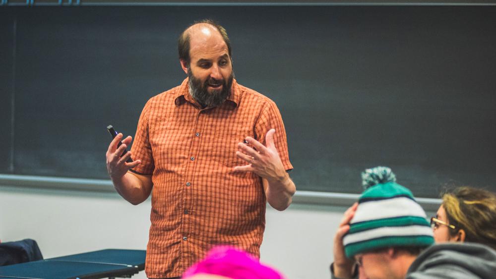 Using sustainability to make introductory STEM courses meaningful ...