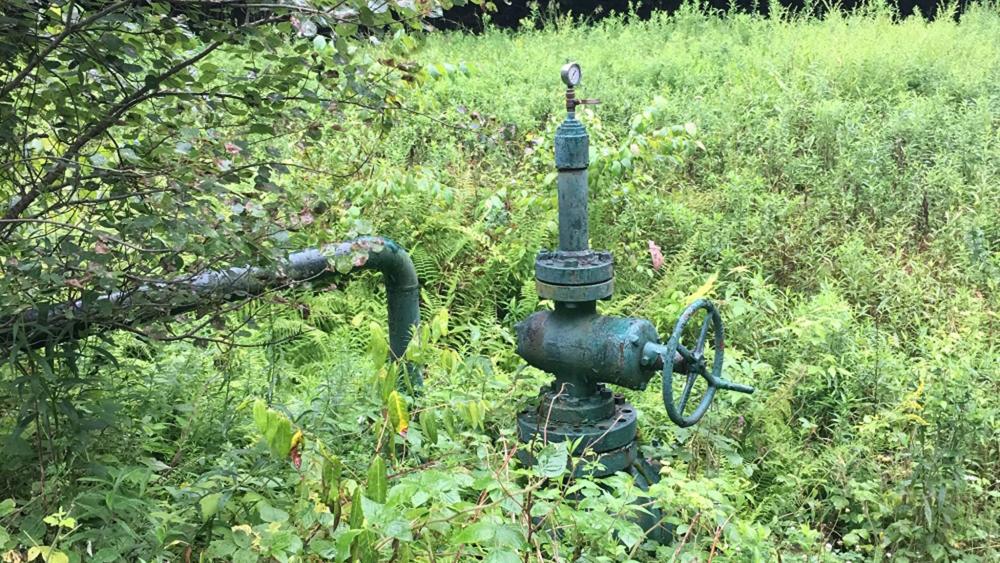 Fossil fuel past, green future: Abandoned wells may offer geothermal ...