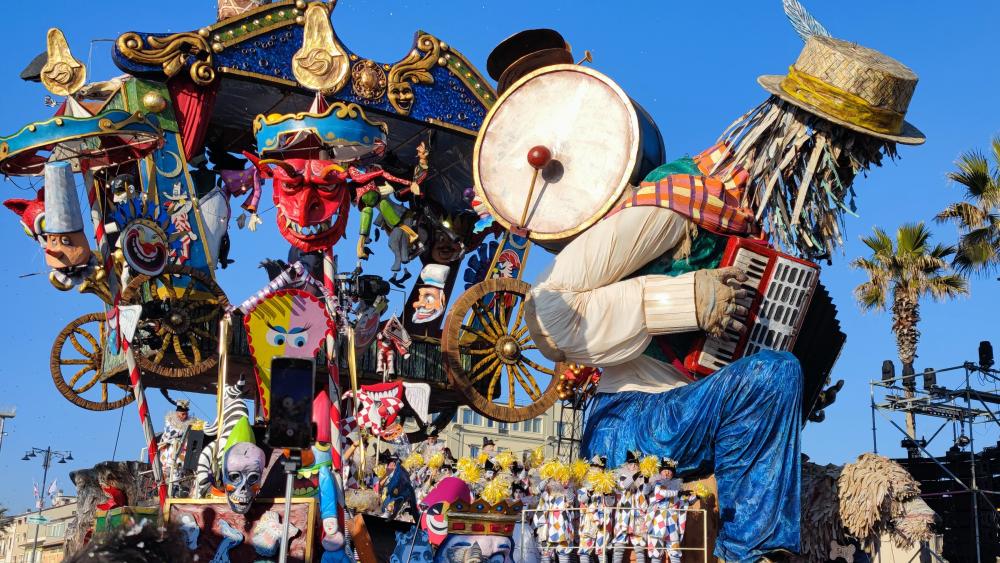 Education Abroad 'Stay Local' pledge promotes global engagement ...