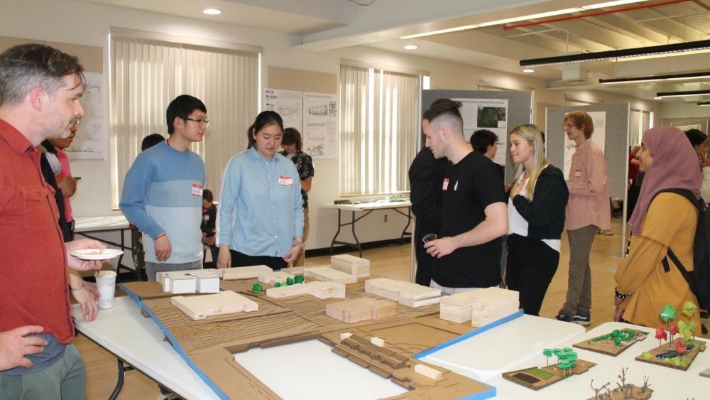 Sustainable Communities Collaborative Expo draws more than 300 visitors ...