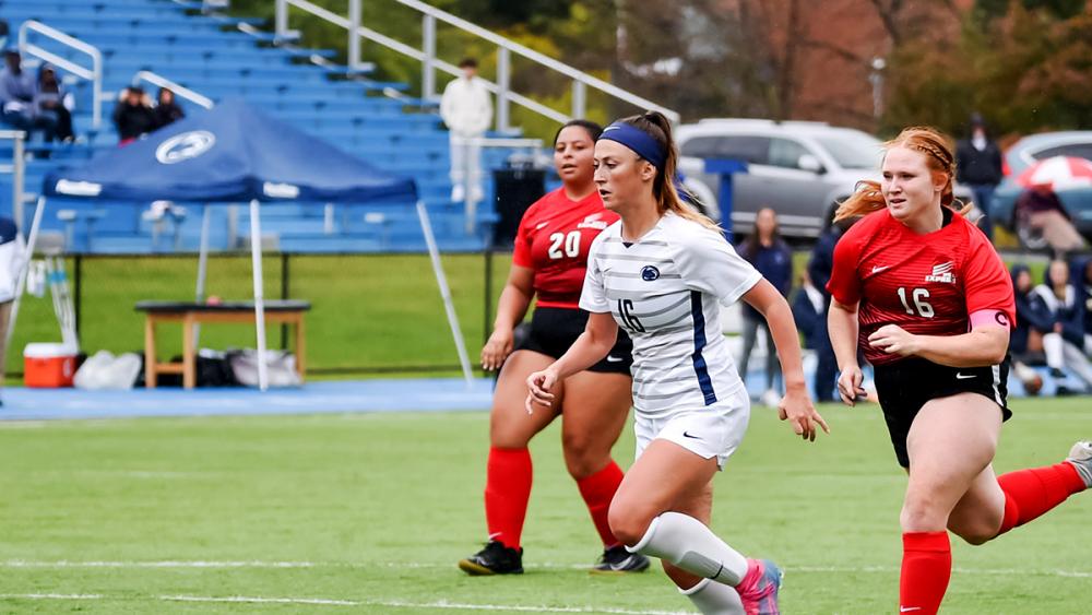 Altoona’s Mallorie Smith earns AMCC Offensive Player of the Week honors ...