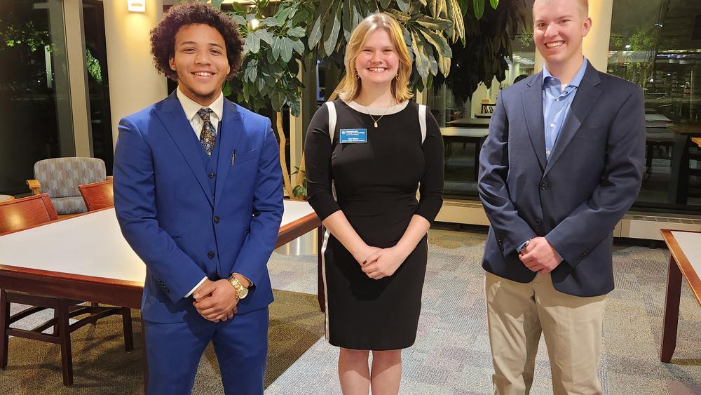 Annual Foundation Dinner and Auction raises over $140,000 for ...