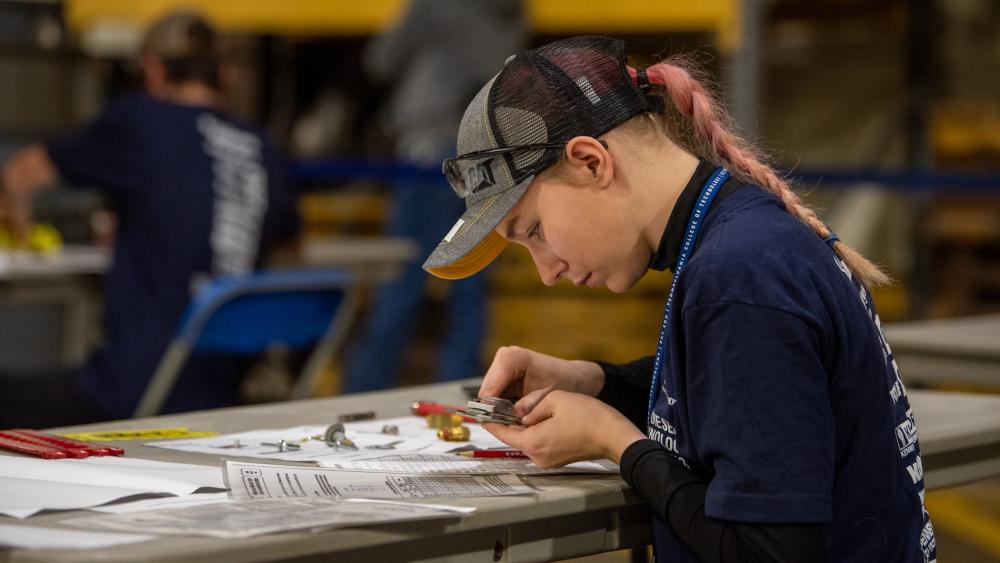 College aims to smooth CTE students’ path to diesel degrees | Penn ...