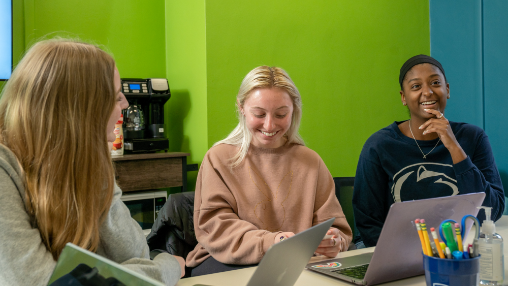 Liberal Arts students find community through First-Generation Committee ...