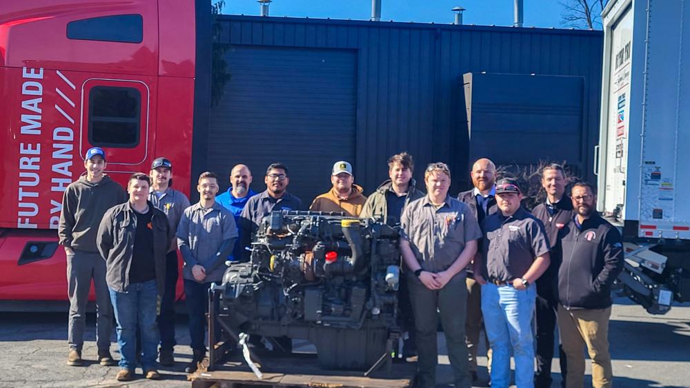 Kenworth of PA donates first-of-its-kind engine to diesel labs at Penn ...