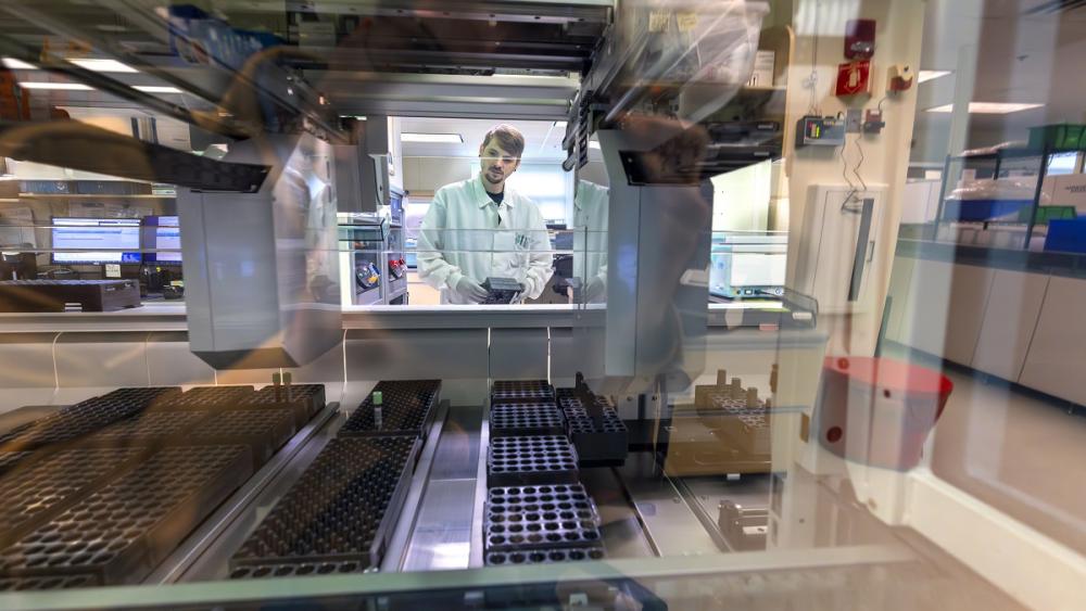 Penn State Health St. Joseph Medical Center unveils new automated lab ...