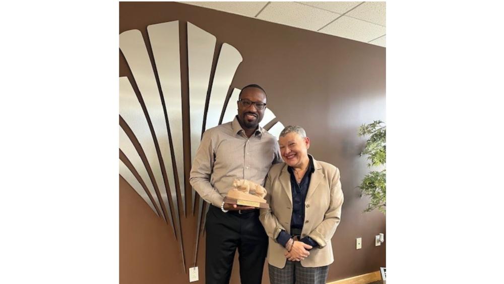 Moravia Health president receives IST’s first Dean’s Alumni Excellence ...