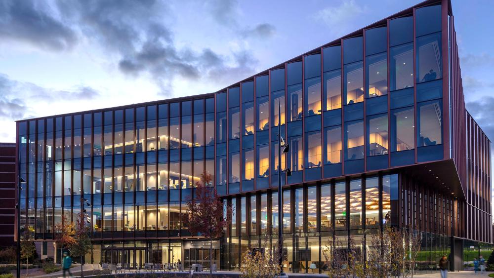 College of Engineering to honor 21 alumni with career achievement ...