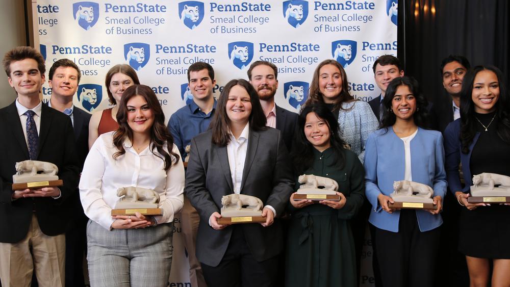 Penn State Smeal names spring 2025 Senior Award honorees | Penn State University