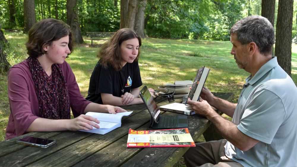 Literary competition seeks creative works of fiction, poetry, and art ...