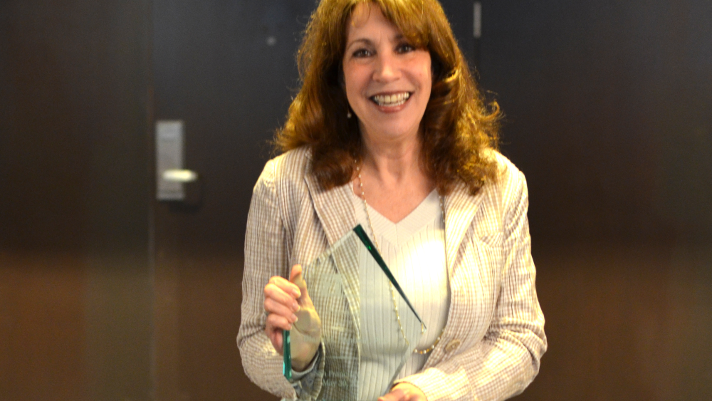 Society for Prevention Research honors Diana Fishbein with Presidential ... Society for Prevention Research honors Diana Fishbein with Presidential ...