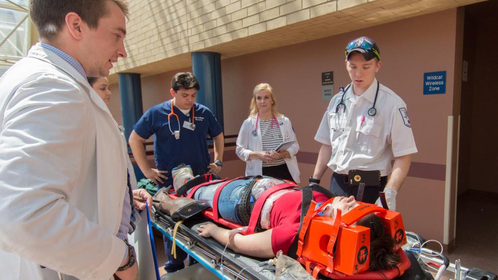 Health sciences students learn from one another in simulations | Penn ...
