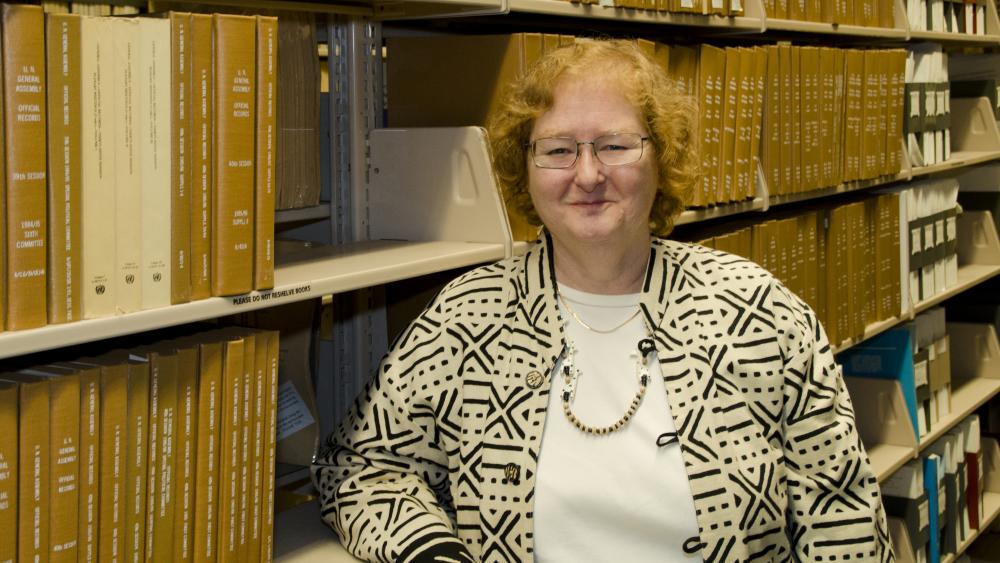 Sheehy receives highest national award for documents librarianship ...