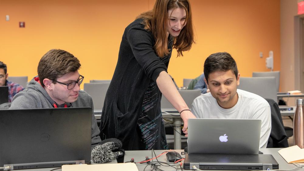 IST student Andrea Miles helps to create 'lightbulb moments' | Penn ...