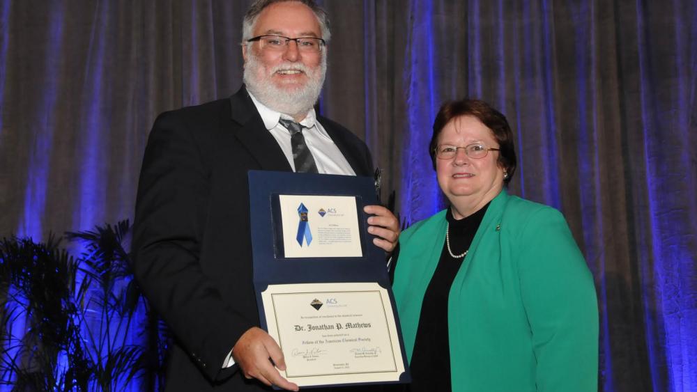 Mathews named a 2016 Fellow of the American Chemical Society | Penn ...