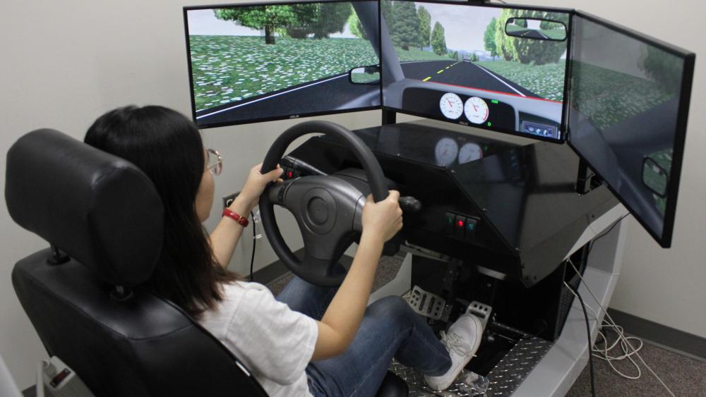 Simulated driving study aims to increase trust in technology and road ...