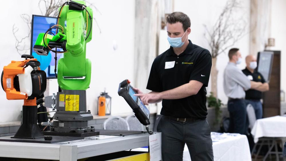 Digital Foundry at New Kensington hosts inaugural Industry Leader Tech ...