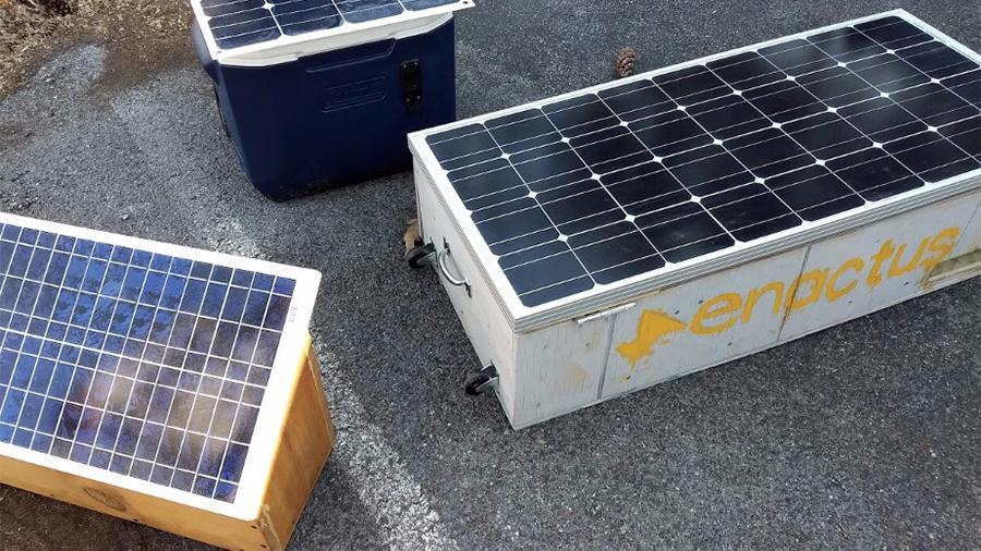 Students build portable solar boxes to help restore services in Puerto ...