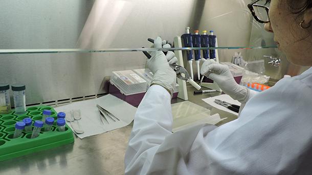 Environmental engineering student wins poster contest for microbiology ...