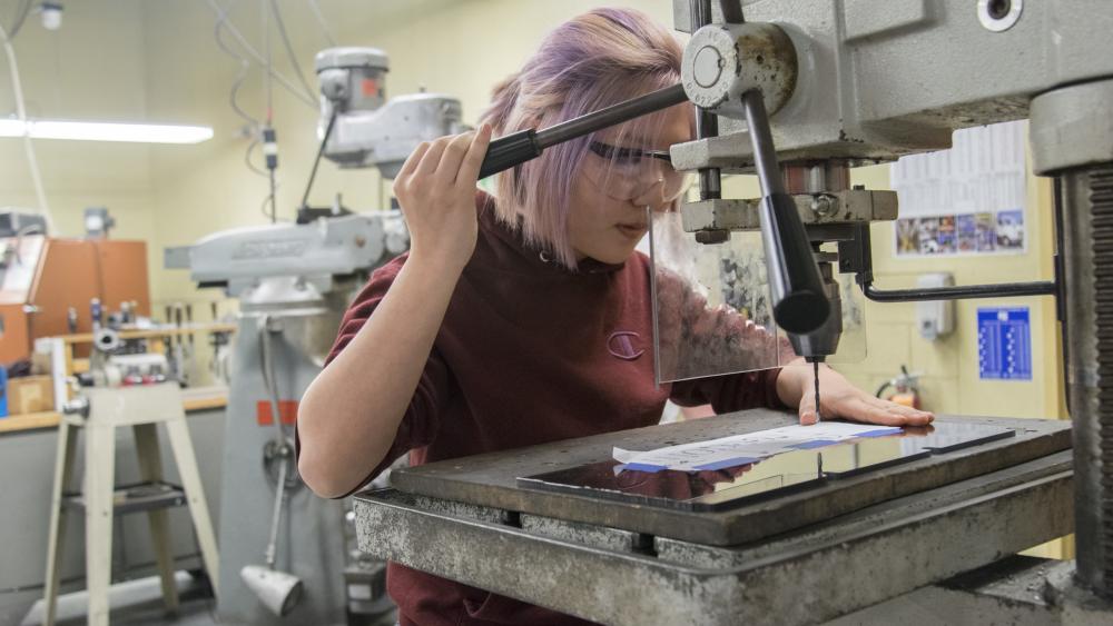 Female students ‘take over’ the Learning Factory on Ladies’ Night ...