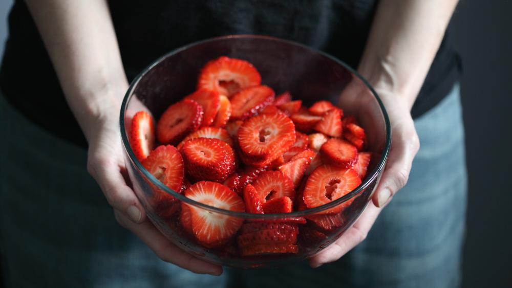 Researchers investigate an at-home 'scratch-and-sniff' test for COVID ...