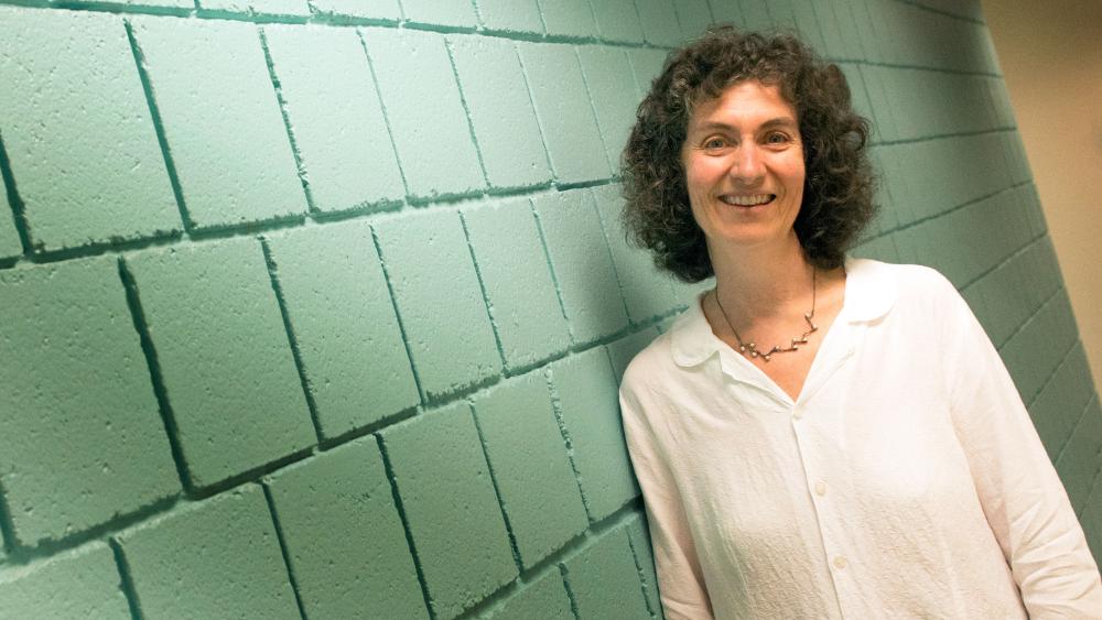 Helping kids with autism read, write and communicate | Penn State ...
