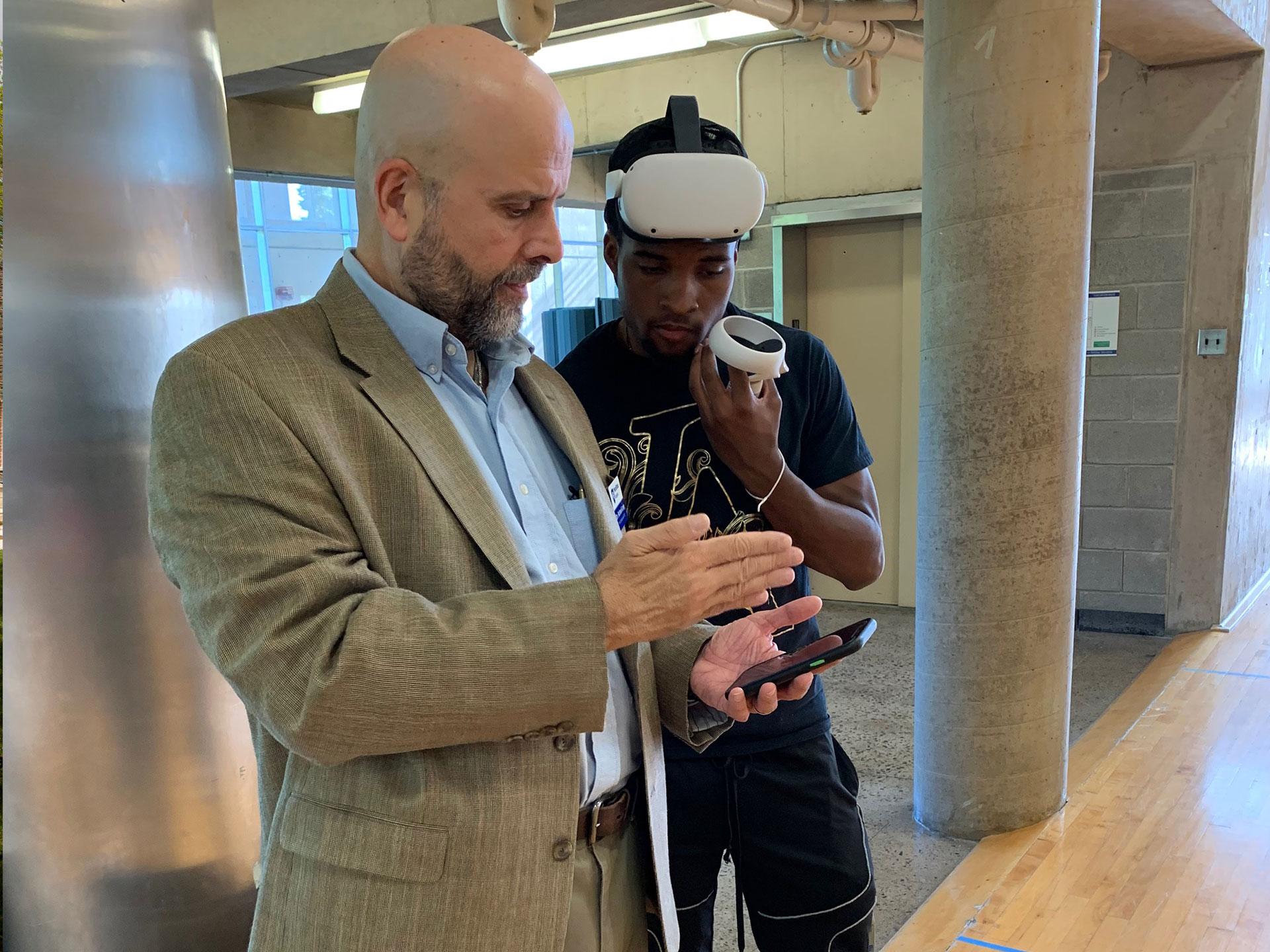 Using virtual reality - in real life - at Abington | Mirage News